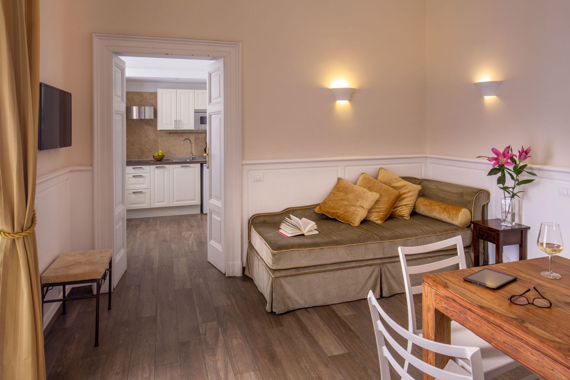 One-Bedroom Apartment with Terrace - Aenea Superior Inn Rome Italy ...