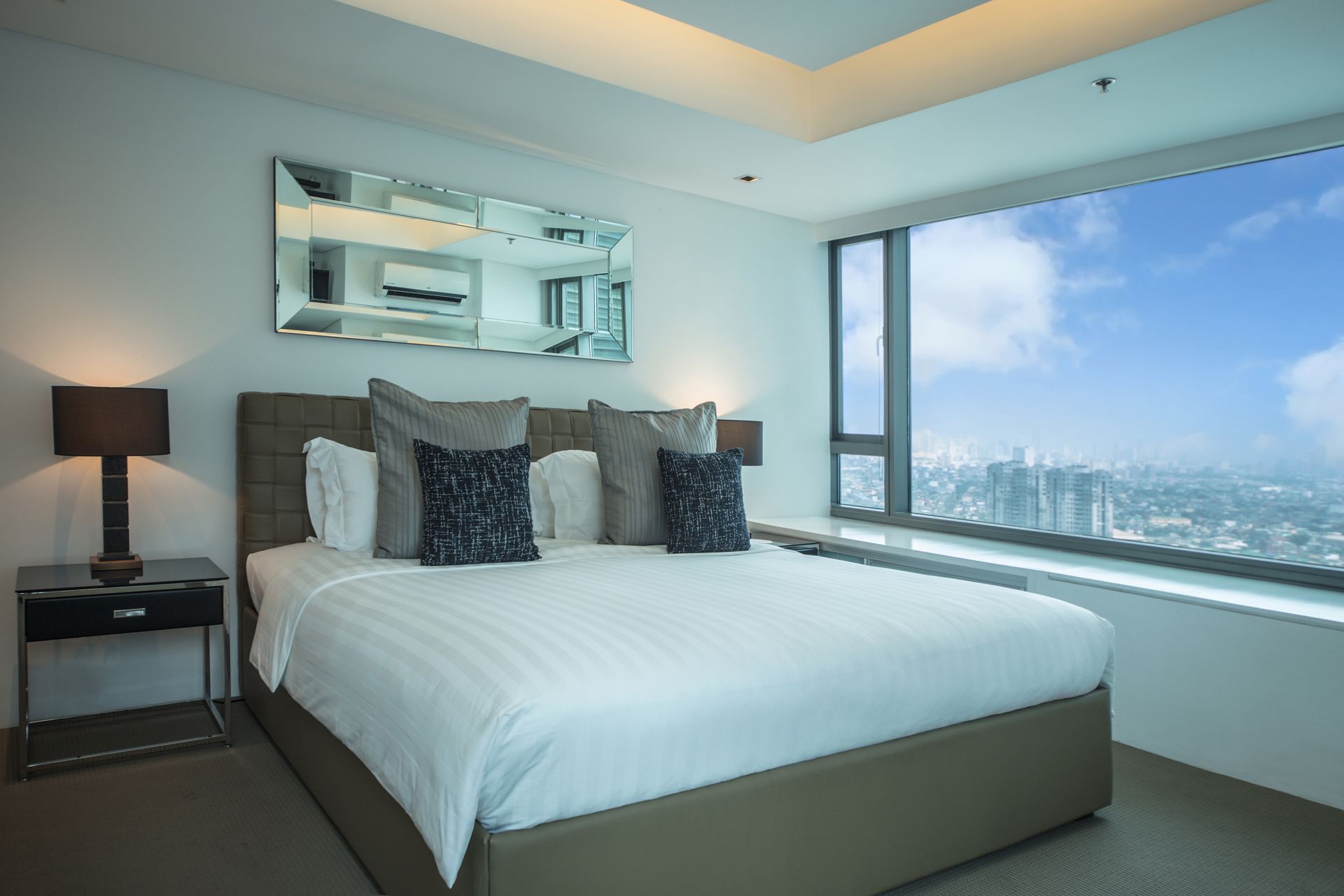 3 Bedroom Suite - The Alpha Suites - Book Online