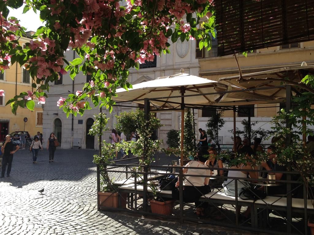 Antica Locanda Hotel Rome | Book Online