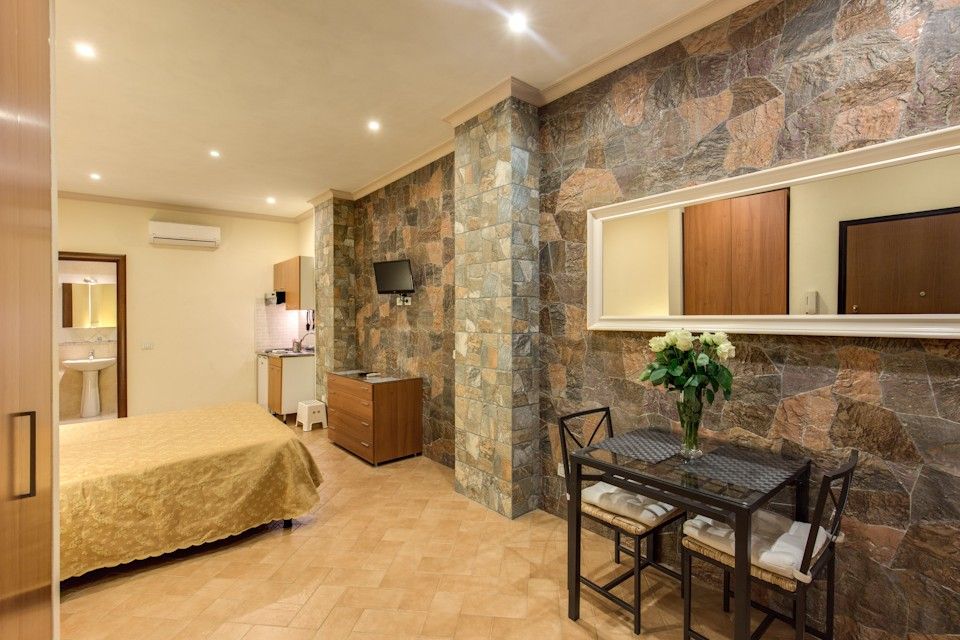 Studio Annex - Double Room - Artorius Hotel Rome | Book Online