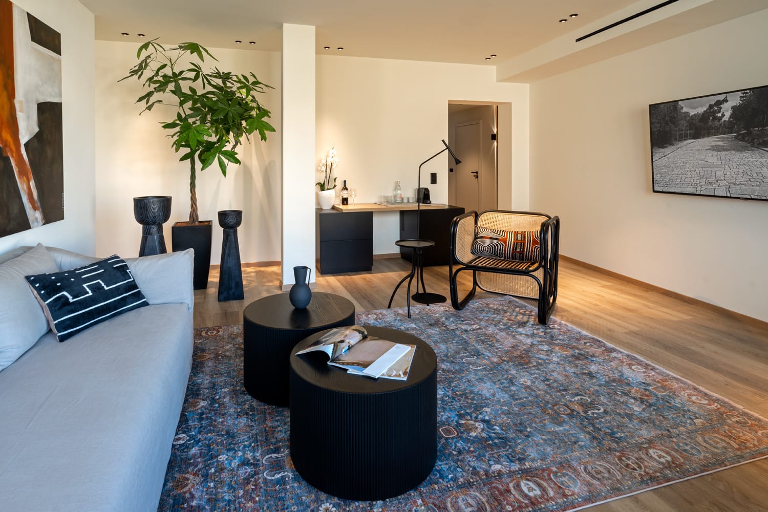 Metropolis Superior Suite - Athens Woo Suites, Athens | Official Website