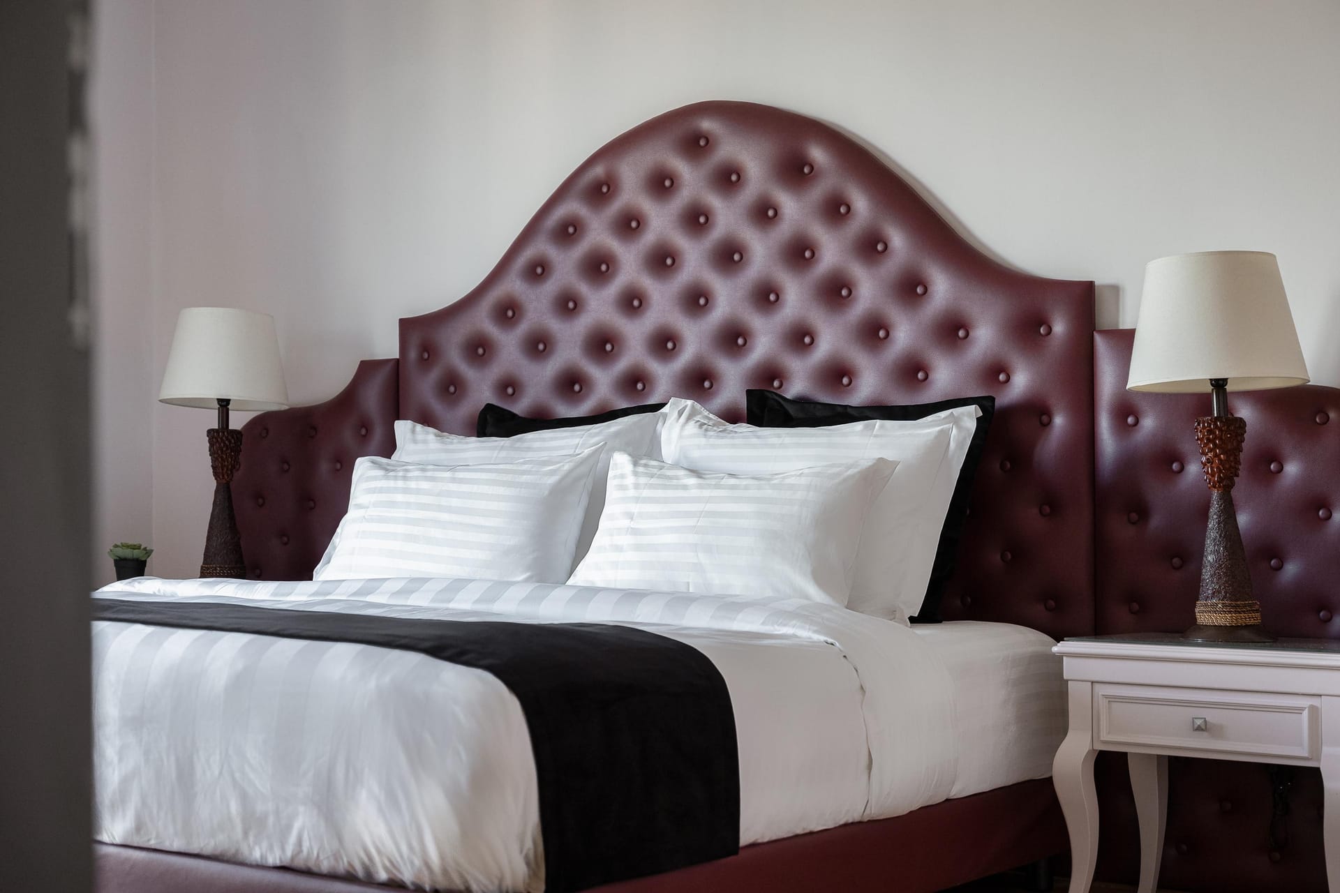 Acropolis Elegant Penthouse | Syggrou Av. 12.Athens. 11742 - Bill & John Apartments & Villas ...