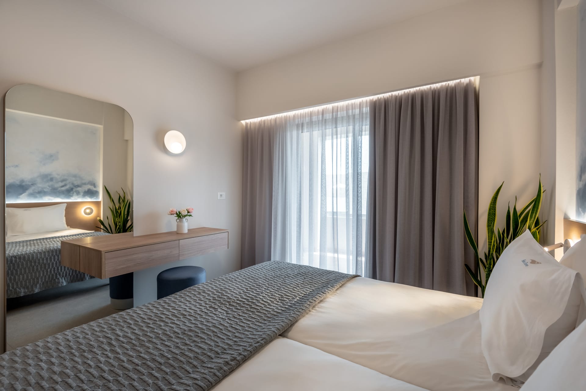 Premium One-bedroom Suite Sea Side View - Blue Dome Hotel Chania Crete ...