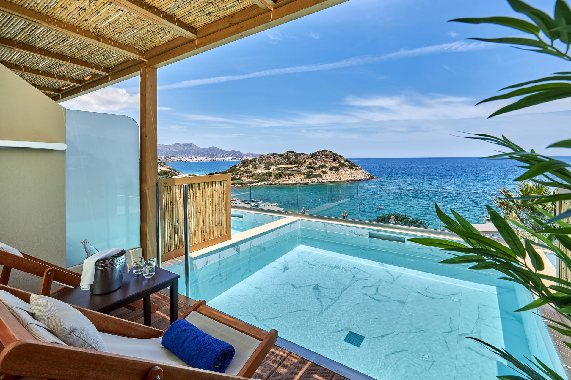 Superior Double Individual Pool Sea View - Blue Marine Resort & Spa ...