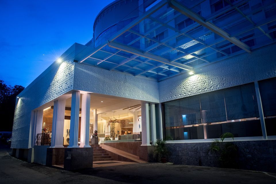 Crown Vista Hotel Batam I Official Hotel Online Booking - Best Rate ...