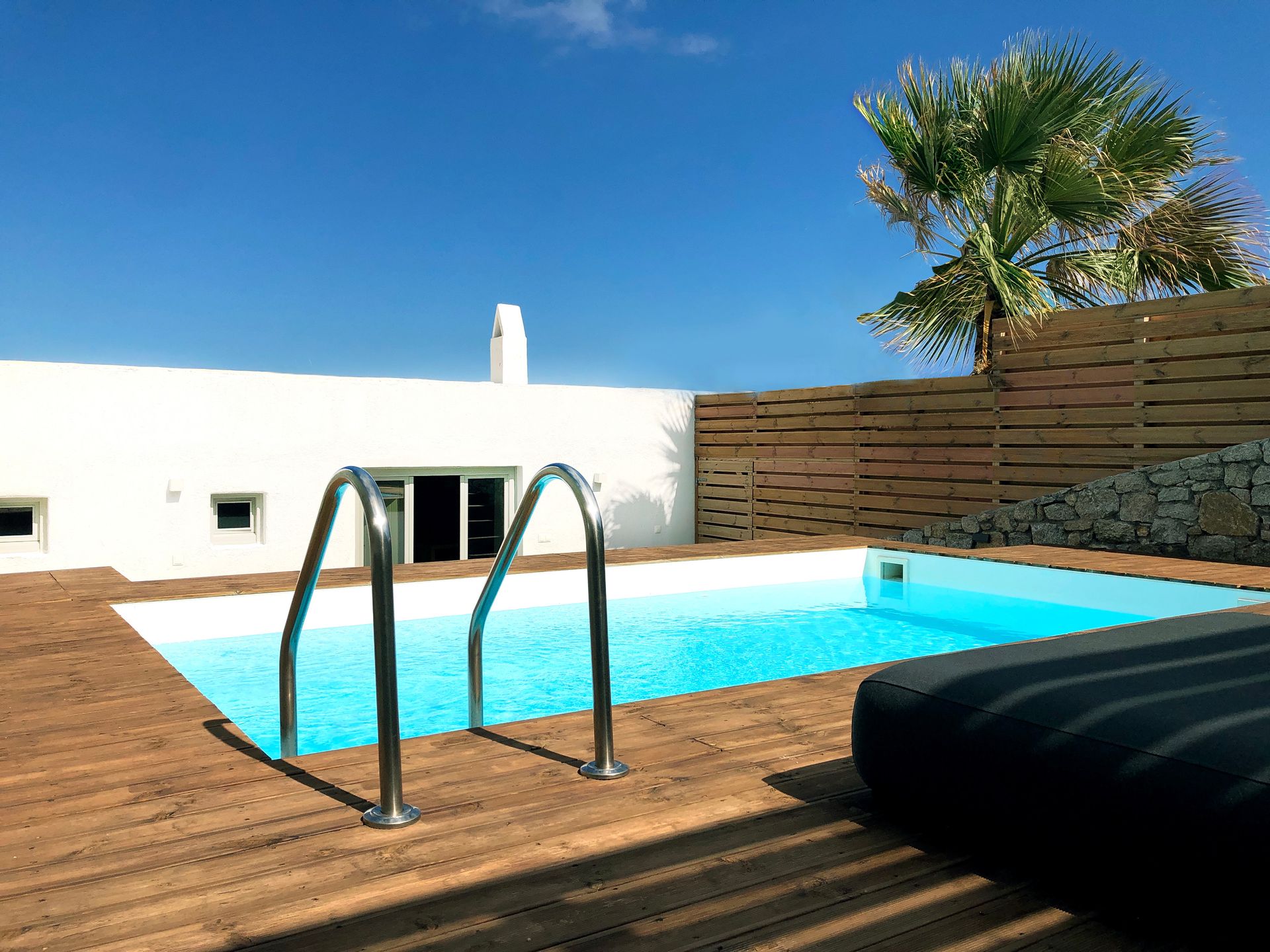 One bedroom mini villa with private pool - Dreambox Mykonos Suites ...