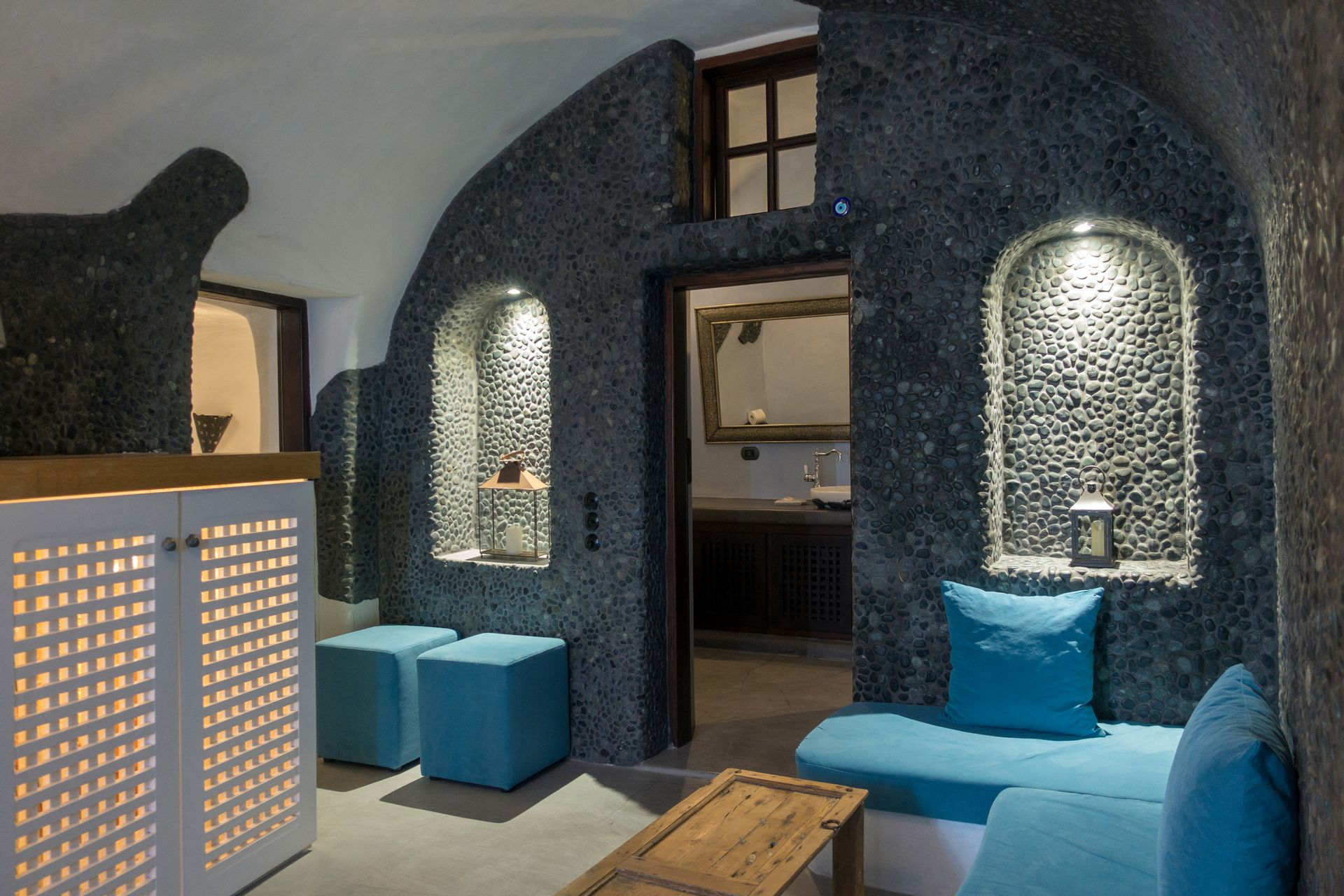 Paros – Two Bedroom Suite with Outdoor Plunge Pool and Caldera View ...