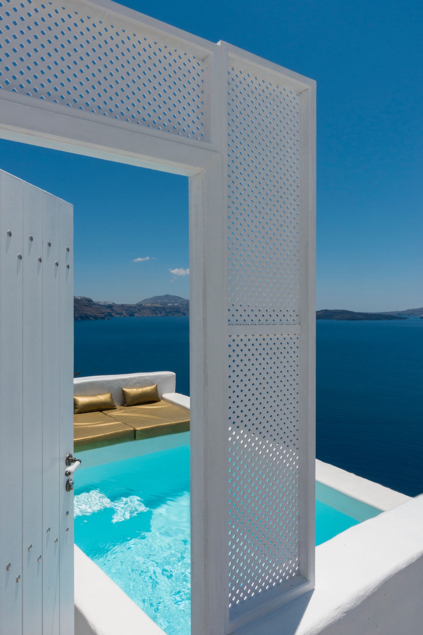 Paros – Two Bedroom Suite with Outdoor Plunge Pool and Caldera View ...