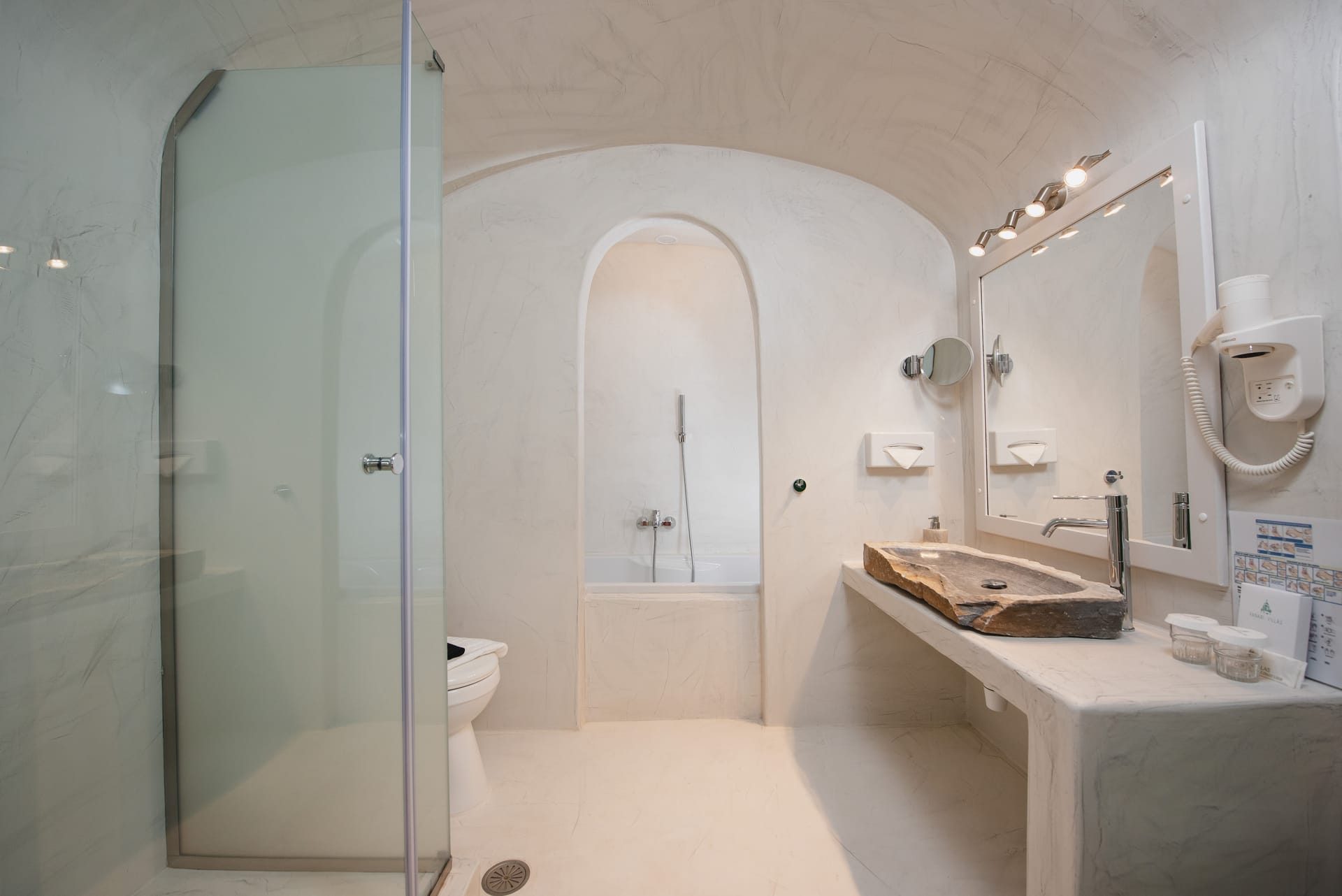 Kyklos Villa with Private Whirlpool *100meters outside the complex ...