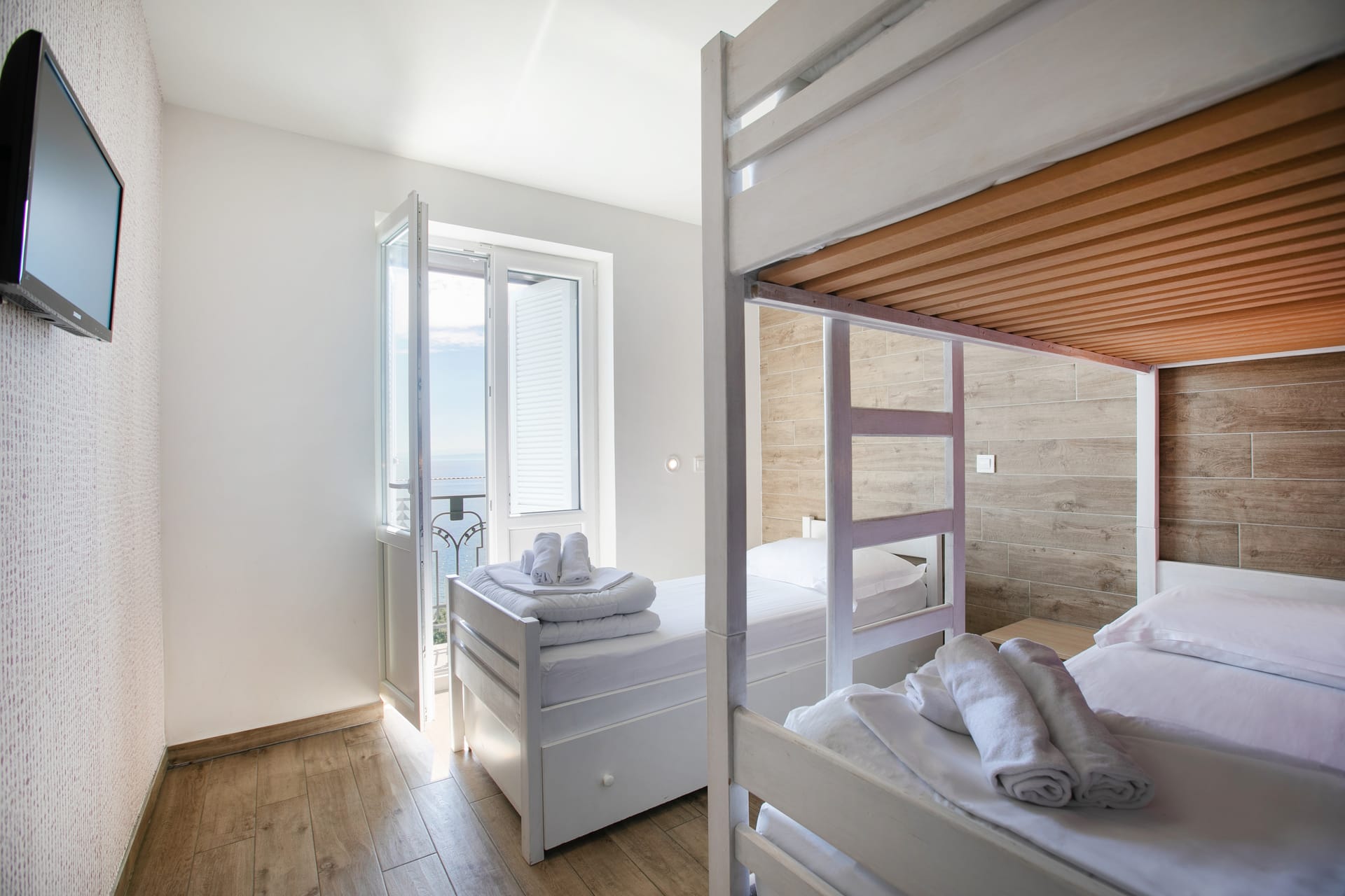 Hostel Link Lovran | Book online