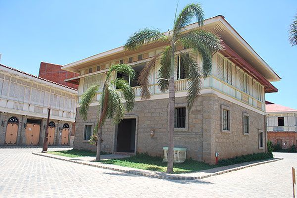 Casa Jaen 2 - Las Casas Filipinas de Acuzar - Book Online