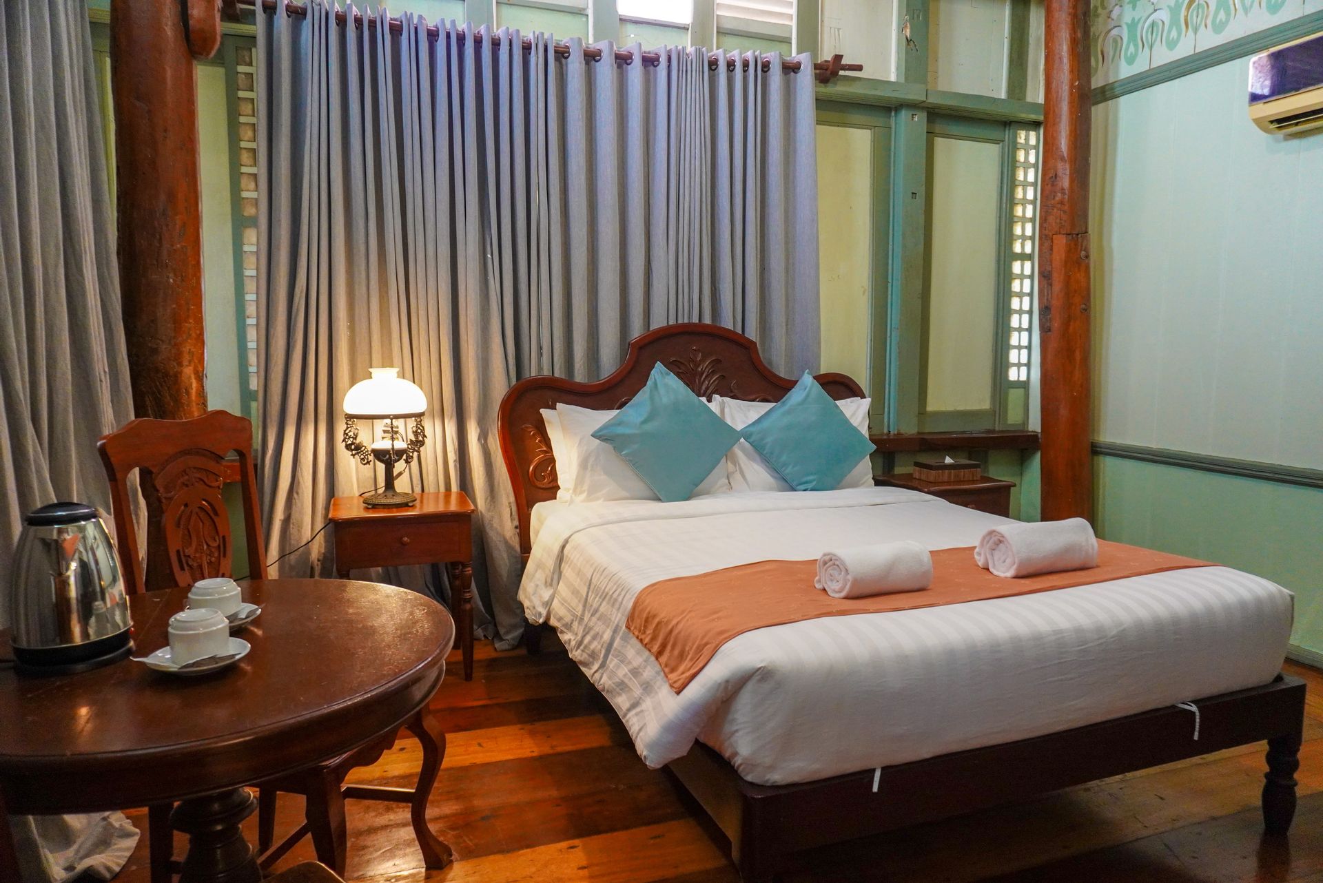 Casa Jaen 2 - Las Casas Filipinas de Acuzar - Book Online