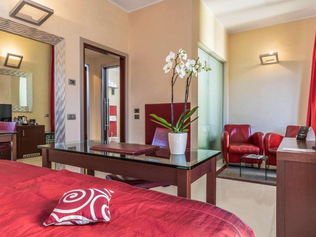 La Griffe Hotel Rome by BZAR hotels | Book Online