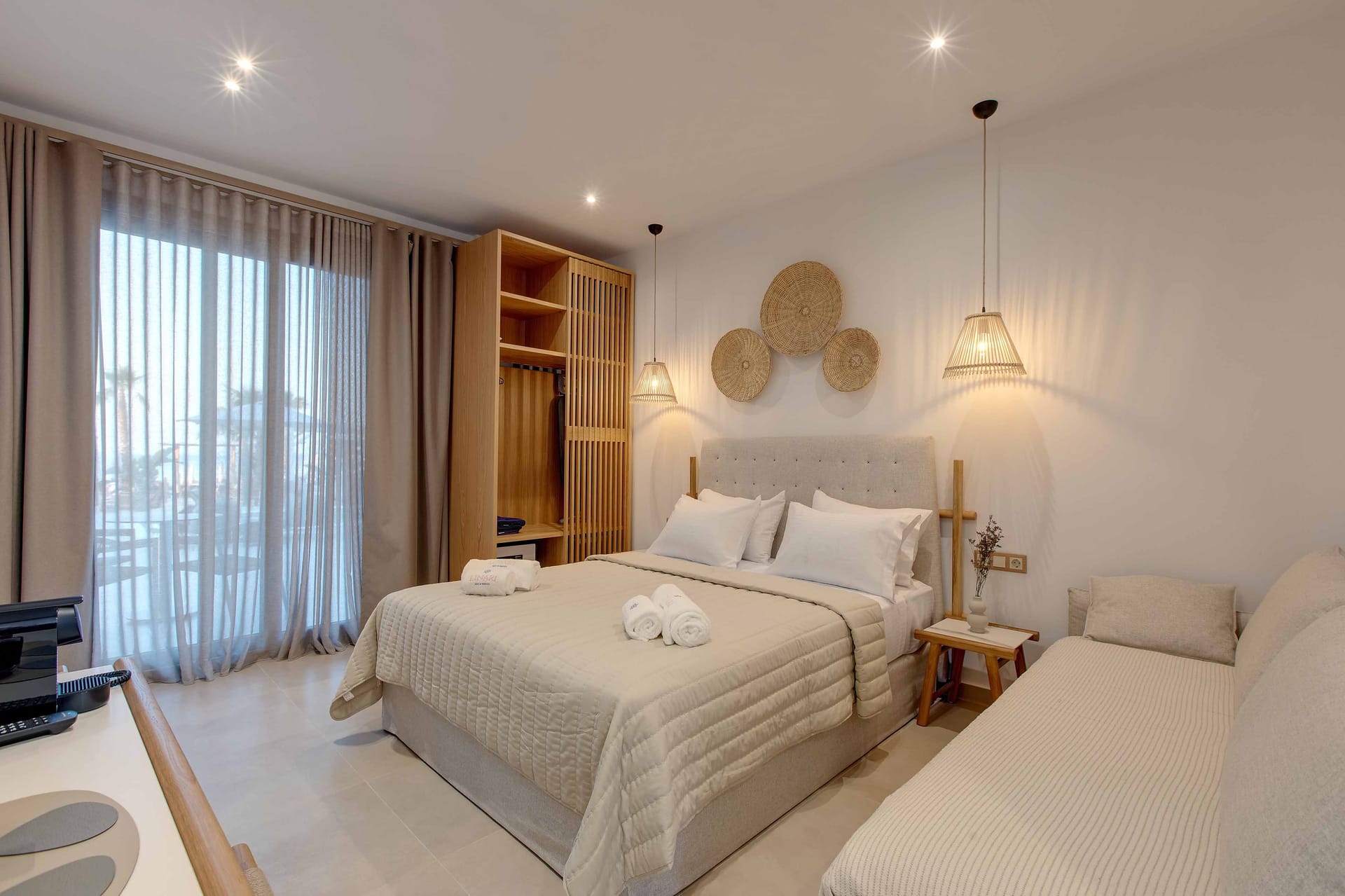 Deluxe Triple Room Sea View - Linari Sea & Suites, Halkidiki, Greece ...