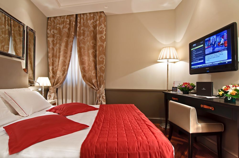 Lunetta Hotel Rome | Book Online