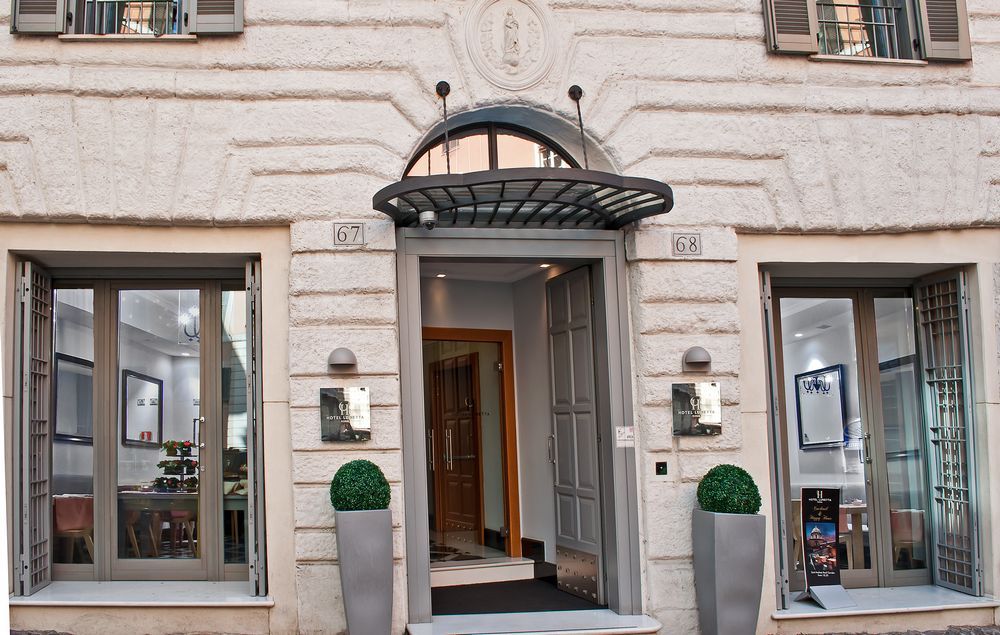 Lunetta Hotel Rome | Book Online