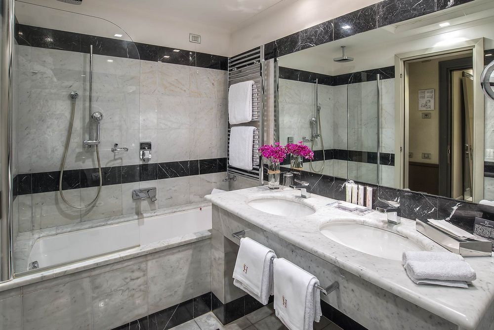 Lunetta Hotel Rome | Book Online