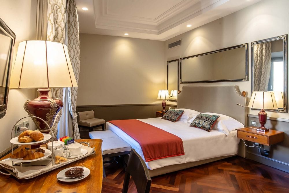 Lunetta Hotel Rome | Book Online