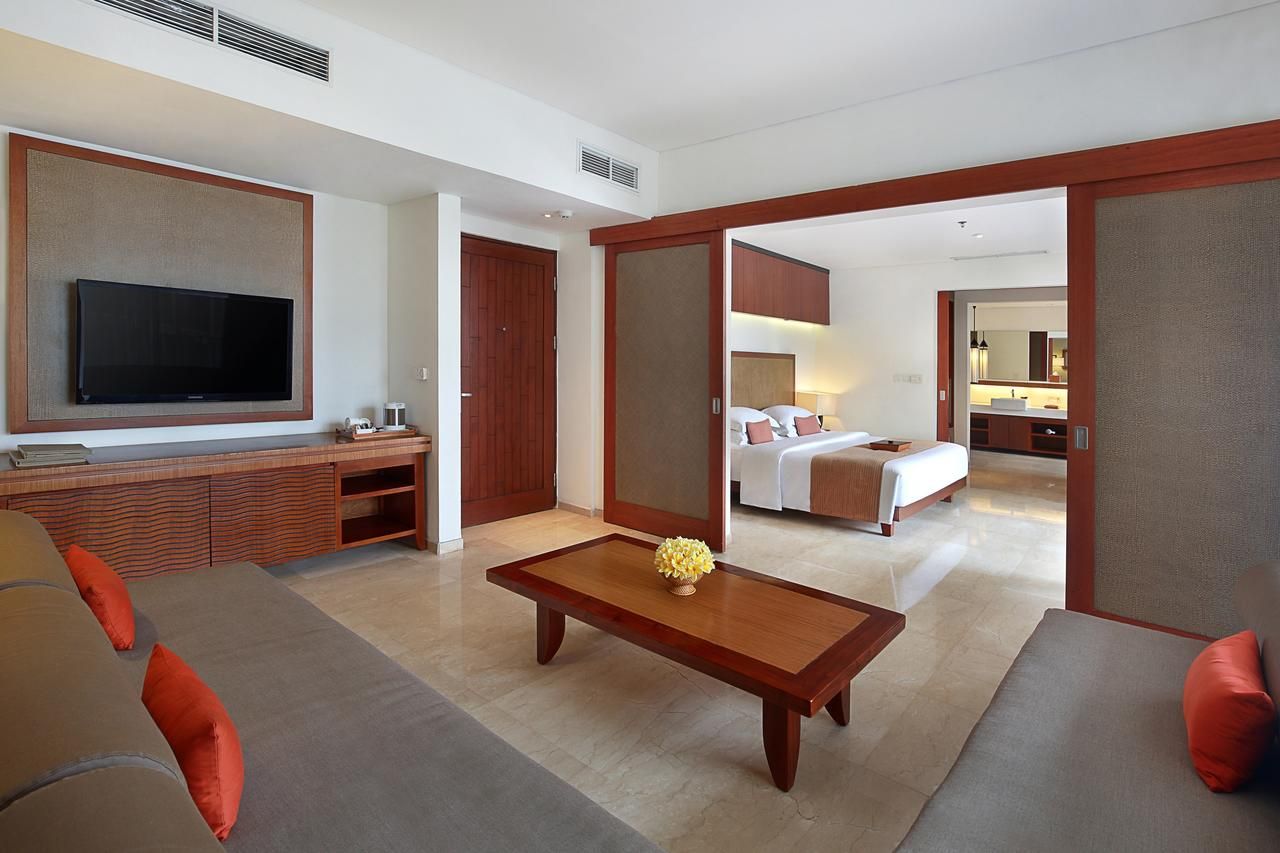 Magani Suite with Spa Bath [85 sqm] - The Magani Hotel and Spa - Legian ...