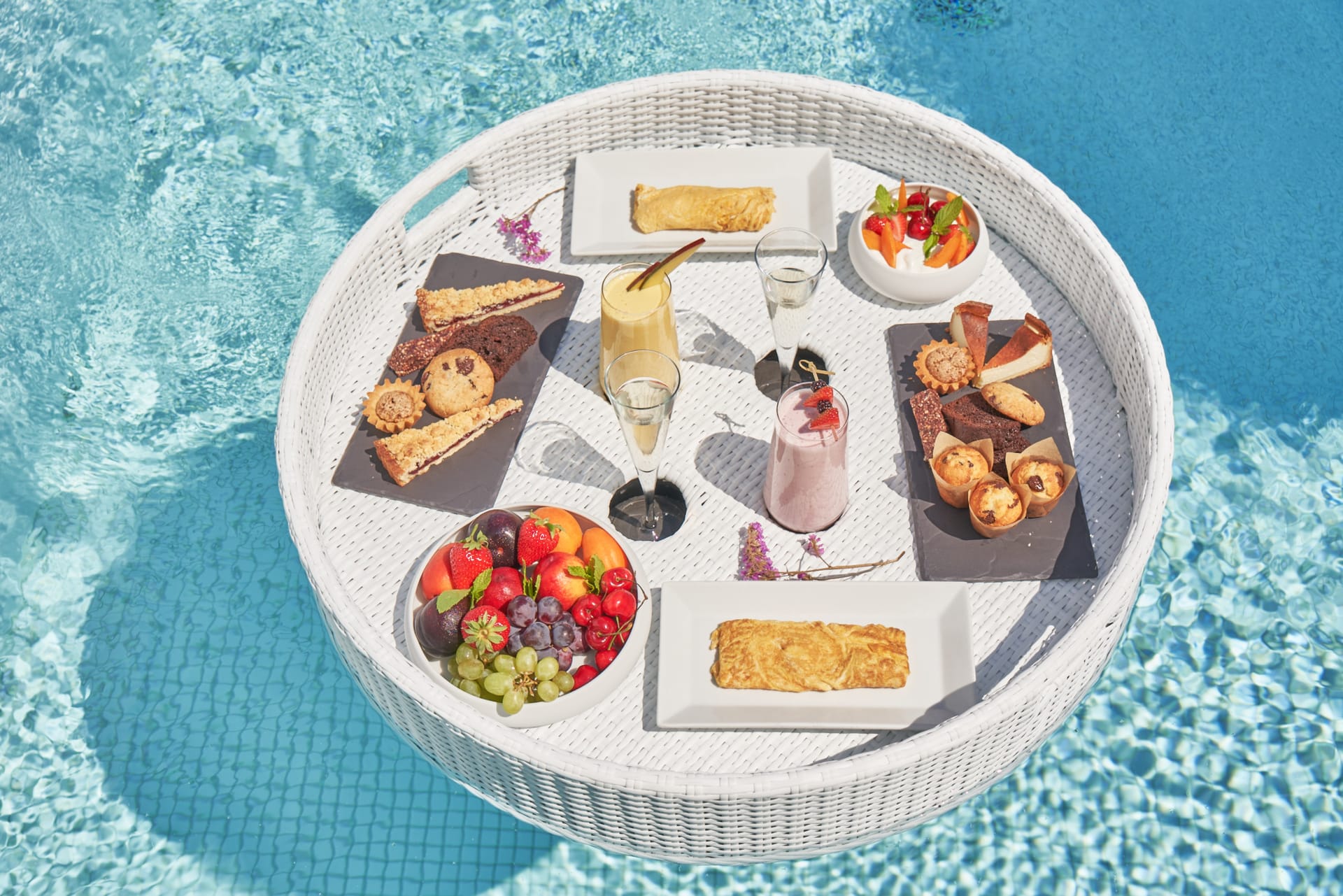 Floating Breakfast (VIP) - Myconian Ambassador Relais & Chateaux ...