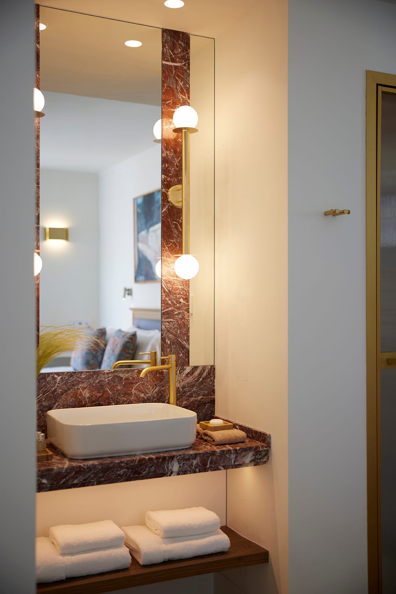 The Nido Cozy Double Room | New Luxury Building - Orloff Hotel Hydra ...