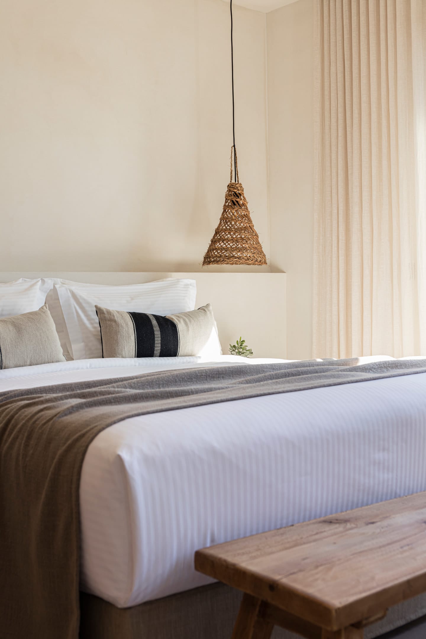 House of Light with Plunge Pool - Phos Milos, Greece | Book Online