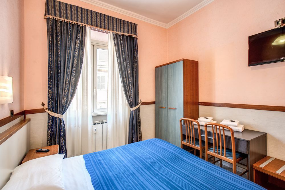 Planet Hotel Rome ! Book Online