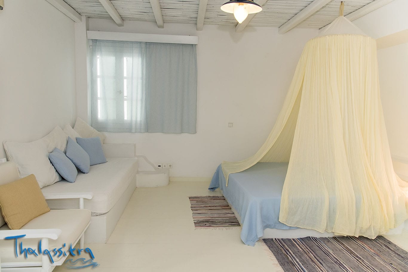 Traditional Mini Suite with Private Jacuzzi - Thalassitra Milos ...