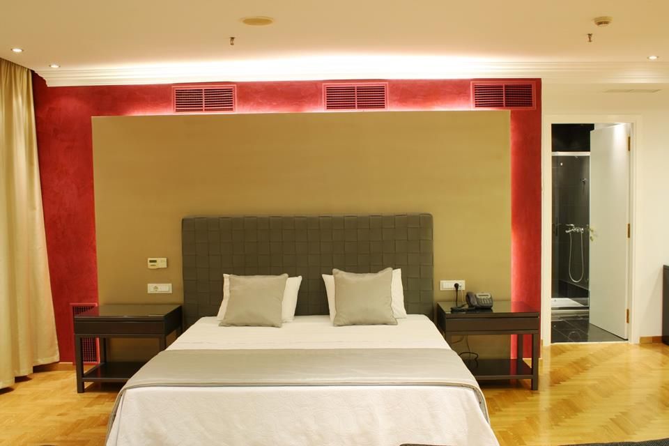 Semi-Basement Design Suite - Theoxenia House | Reserve Online