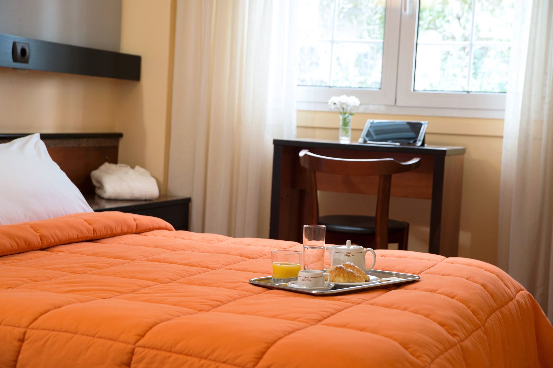 Victory Inn Hotel, Athens, Greece | Book Online