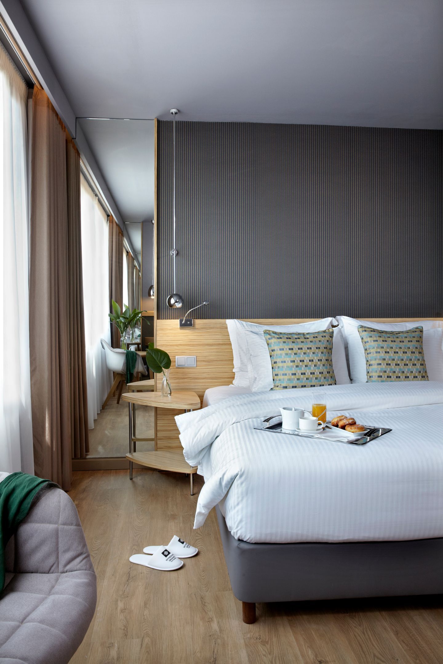 Standard Twin Atrium View - Wyndham Grand Athens, Greece | Book online