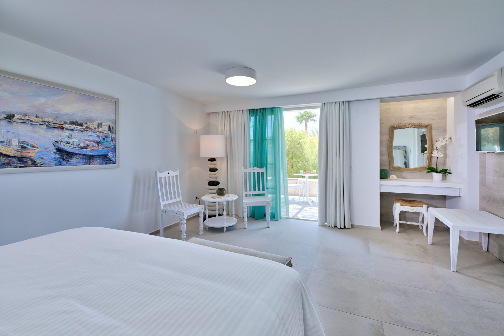 Perla Suite with Jacuzzi [Symi] - Kos White Pearls Luxury Suites ...