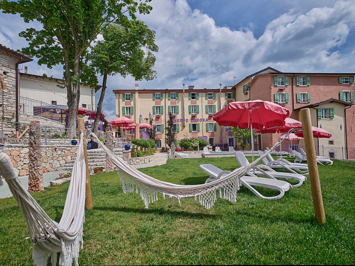 YONIK Garda Crown, Italy | Book Online