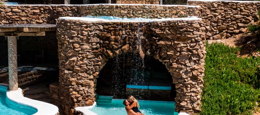 Calilo Ios, Greece | Book Online